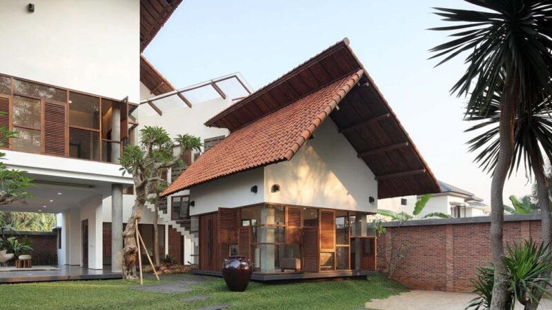 Rumah Tropis: Hunian Adem Bikin Betah – Desain Arsitek Jogja